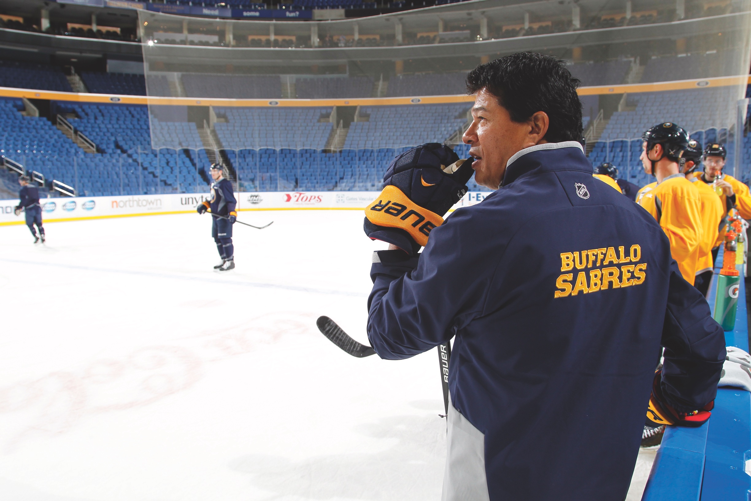 Hockey has a racism problem. These Canadians are trying to fix it ...