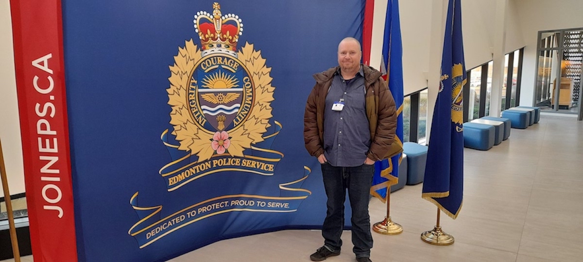 I was forced into the psych ward as a teen. Now I'm teaching police ...